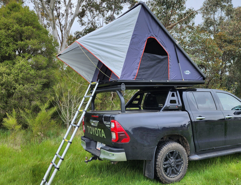 Large Size Aluminium Hard Shell Clam shell Roof Top Tent & Roof Rack ...